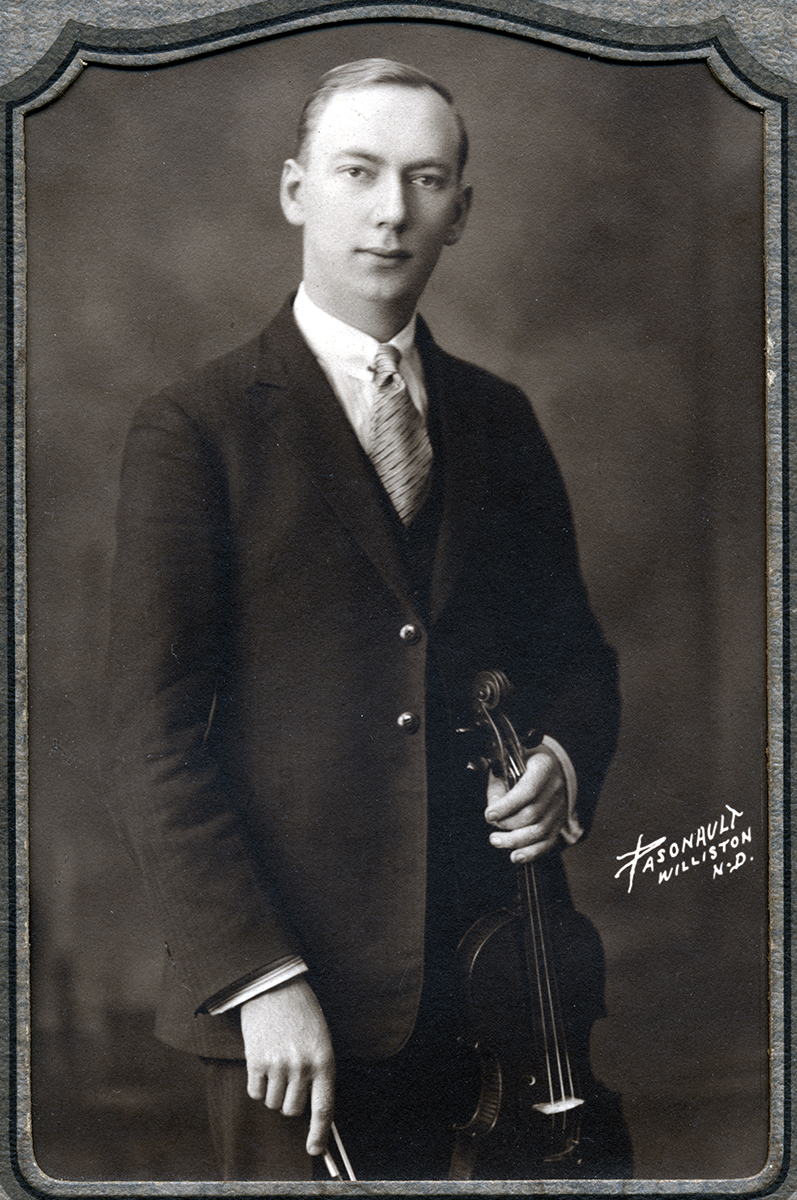 PER BOLSTAD – ÅLESUNDS «LILLE STRAUSS» - Klassiskmusikk.com